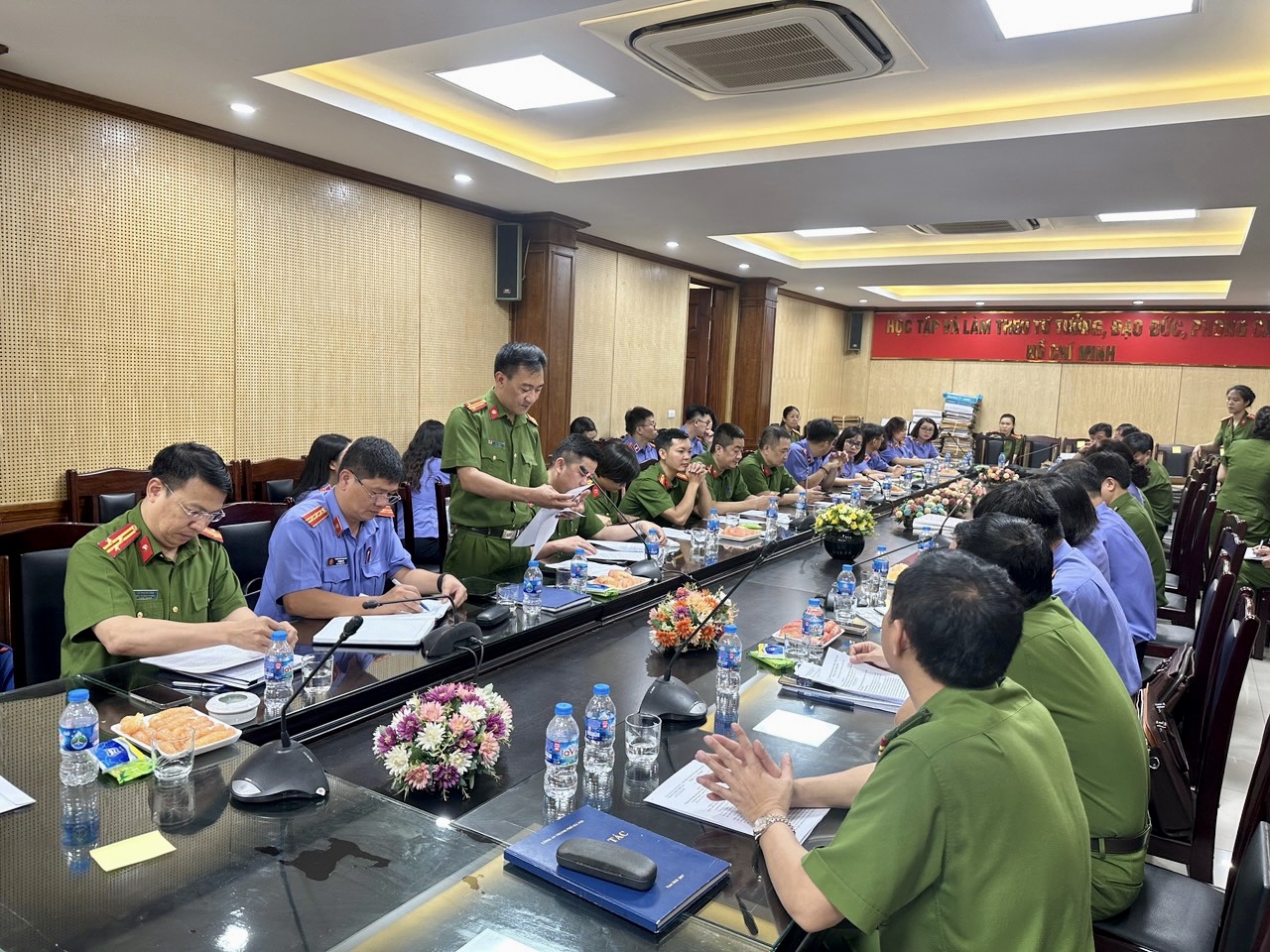 Đoàn kiểm tra liên ngành của Viện KSND và Cơ quan CSĐT Công an thành ...