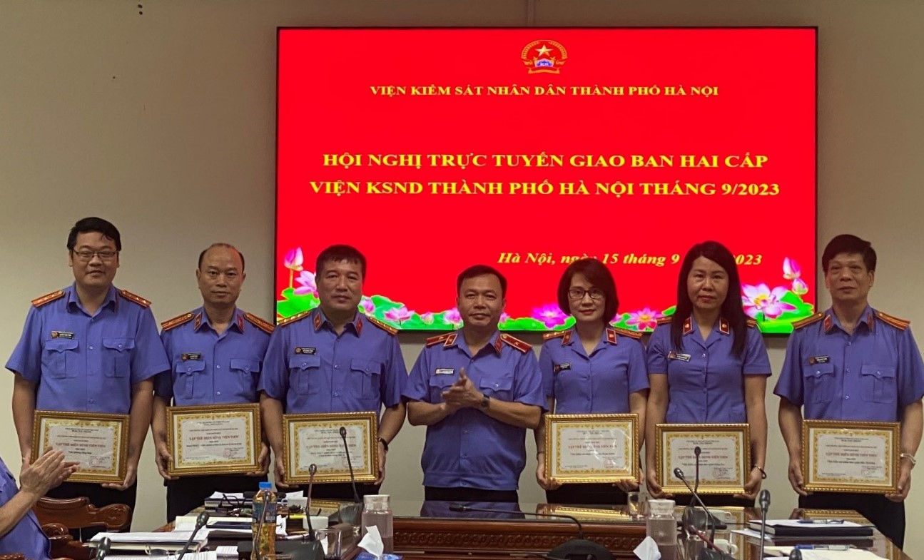Viện KSND thành phố Hà Nội tổ chức khen thưởng, trao tặng danh hiệu ...